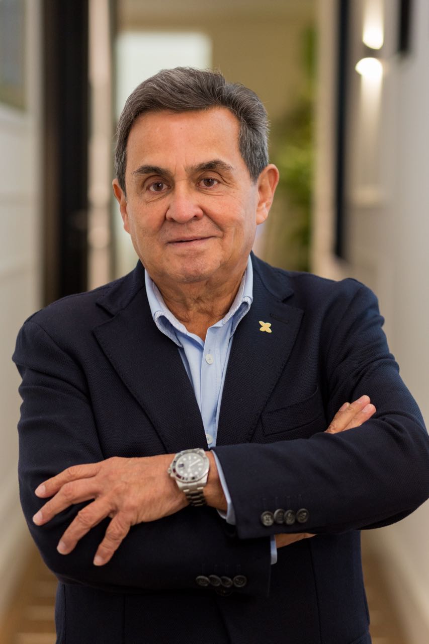 Dr. Gabriel Serrano: "A los 11 años entraba por primera vez en un ...